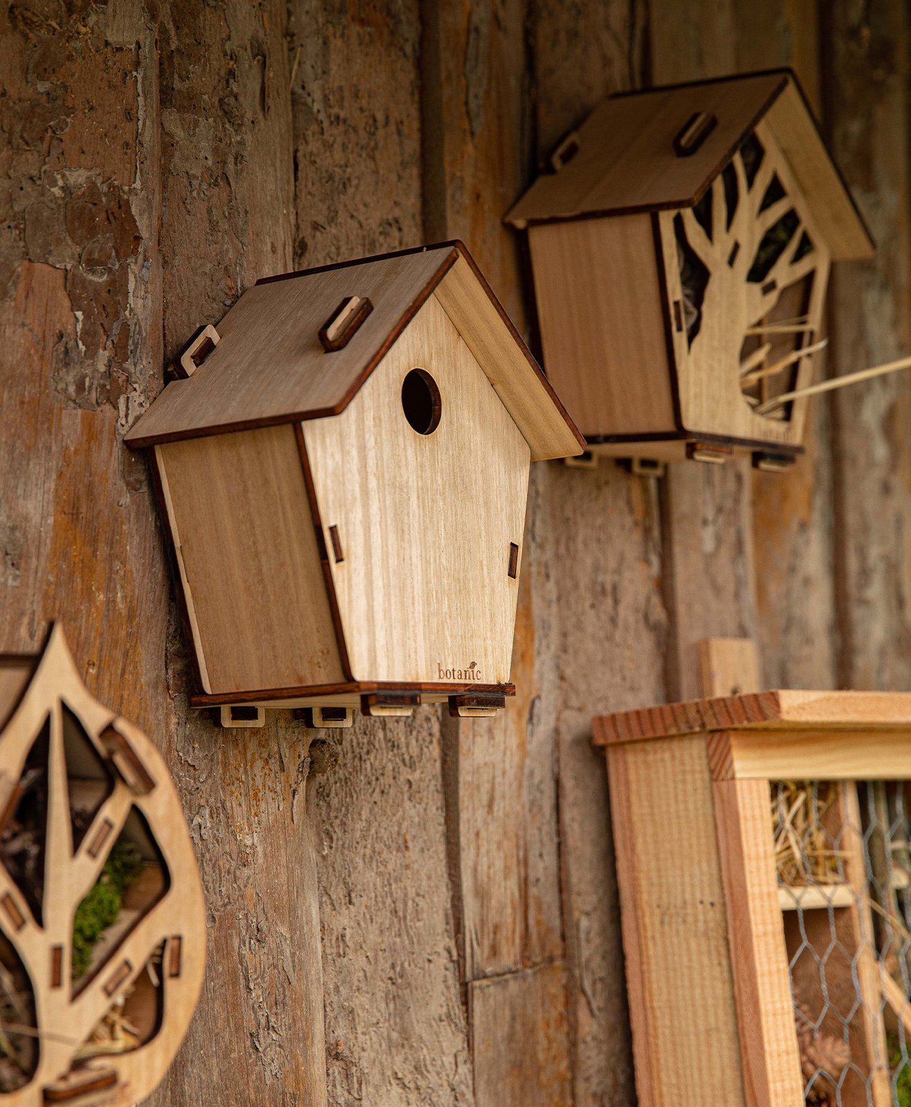 Comment installer un nichoir pour les oiseaux dans son jardin