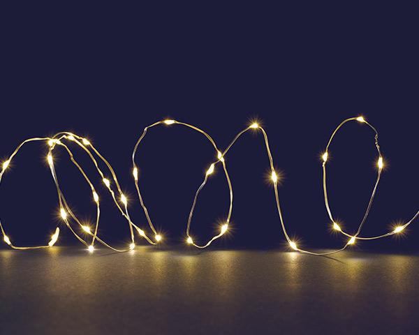 Guirlande lumineuse micro LED à piles coloris blanc chaud - 6 m | botanic®